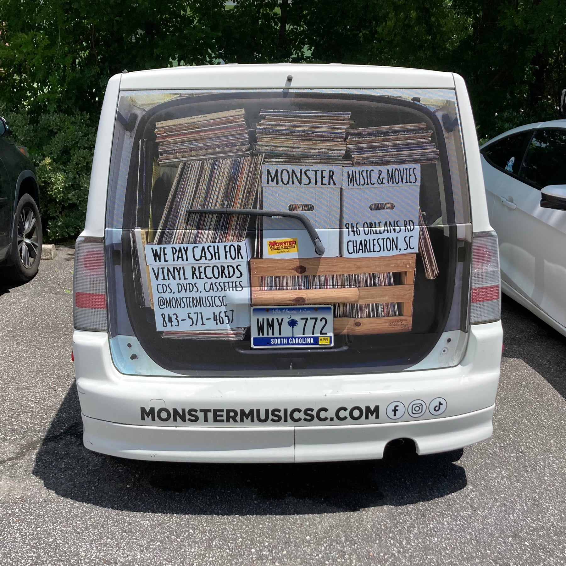 MONSTER VEHICLE WRAP DESIGN – EYELAND VIBES